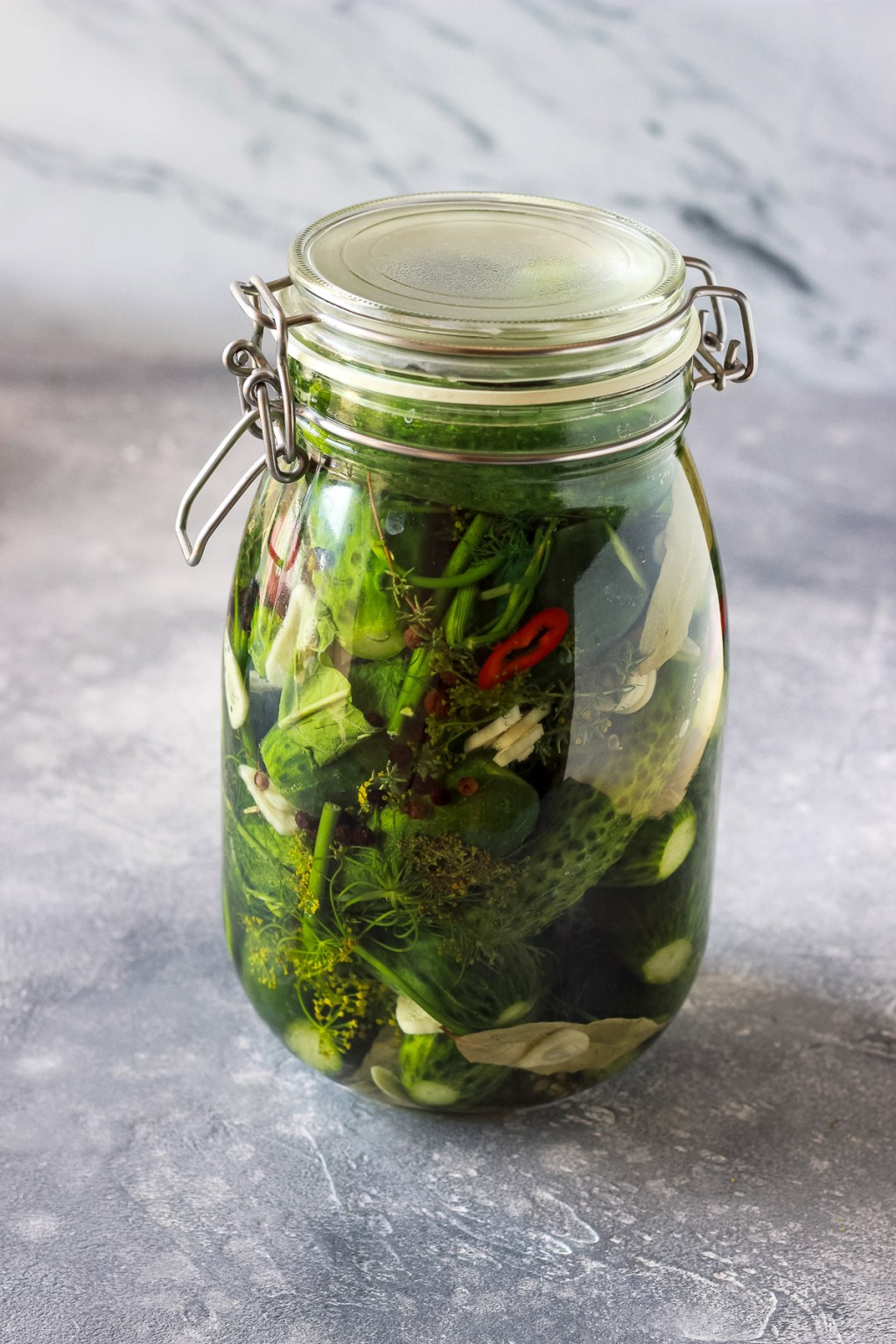 Russian Dill Pickles • Happy Kitchen