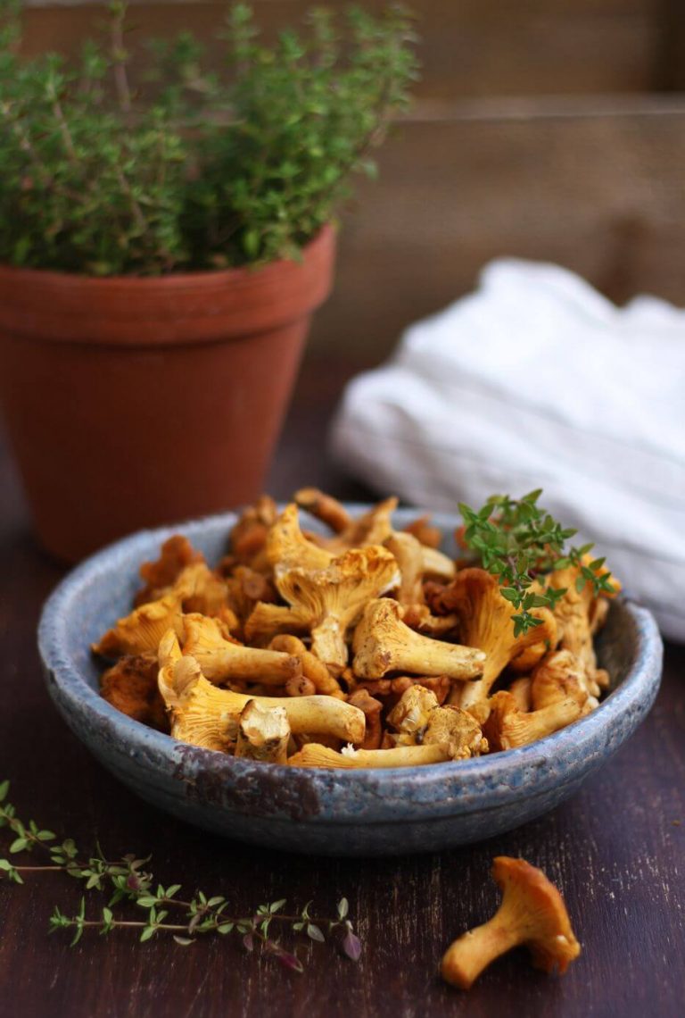 Russian Pan-Fried Potatoes with Wild Mushrooms • Happy Kitchen