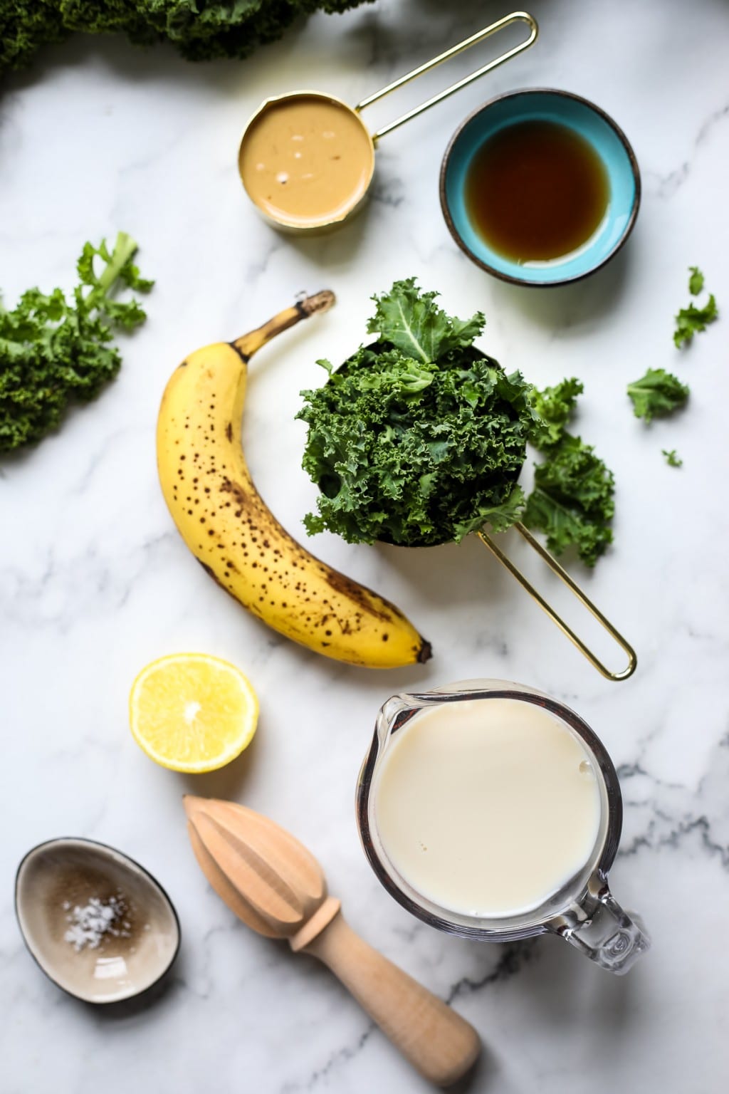 Delicious Kale Smoothie • Happy Kitchen