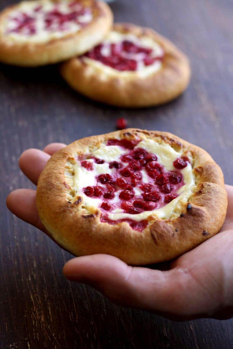 Vatrushka: Sweet Russian Farmer's Cheese Buns with Berries • Happy Kitchen