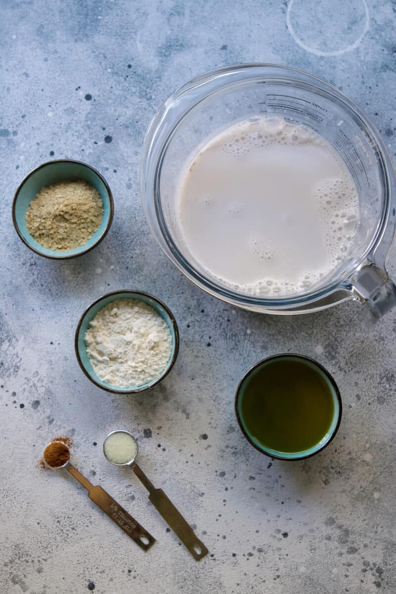 Easy Vegan Béchamel Sauce (White Sauce) • Happy Kitchen